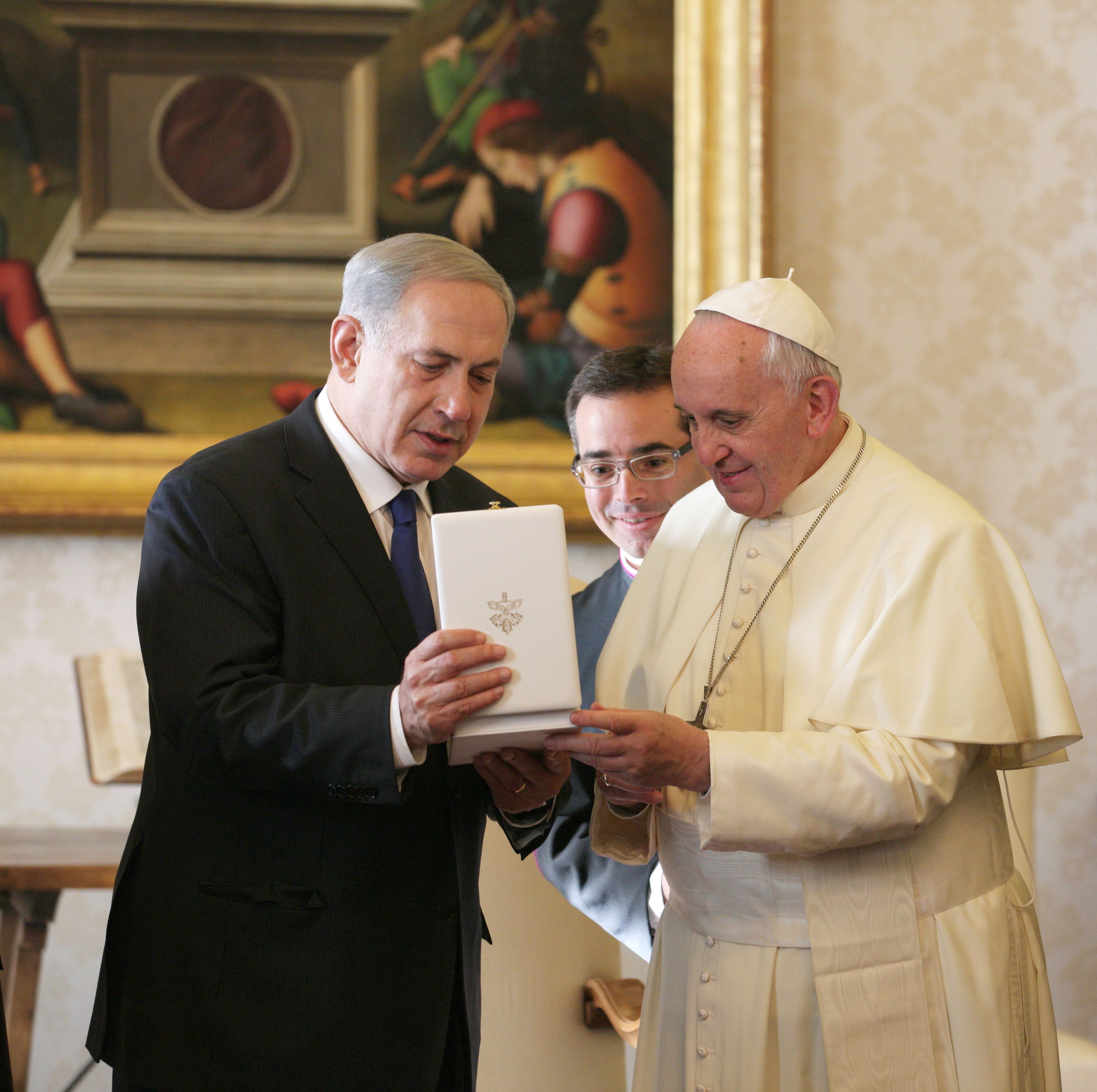 Netanyahu Gives Pope A Book About Spanish Inquisition - TPM – Talking ...