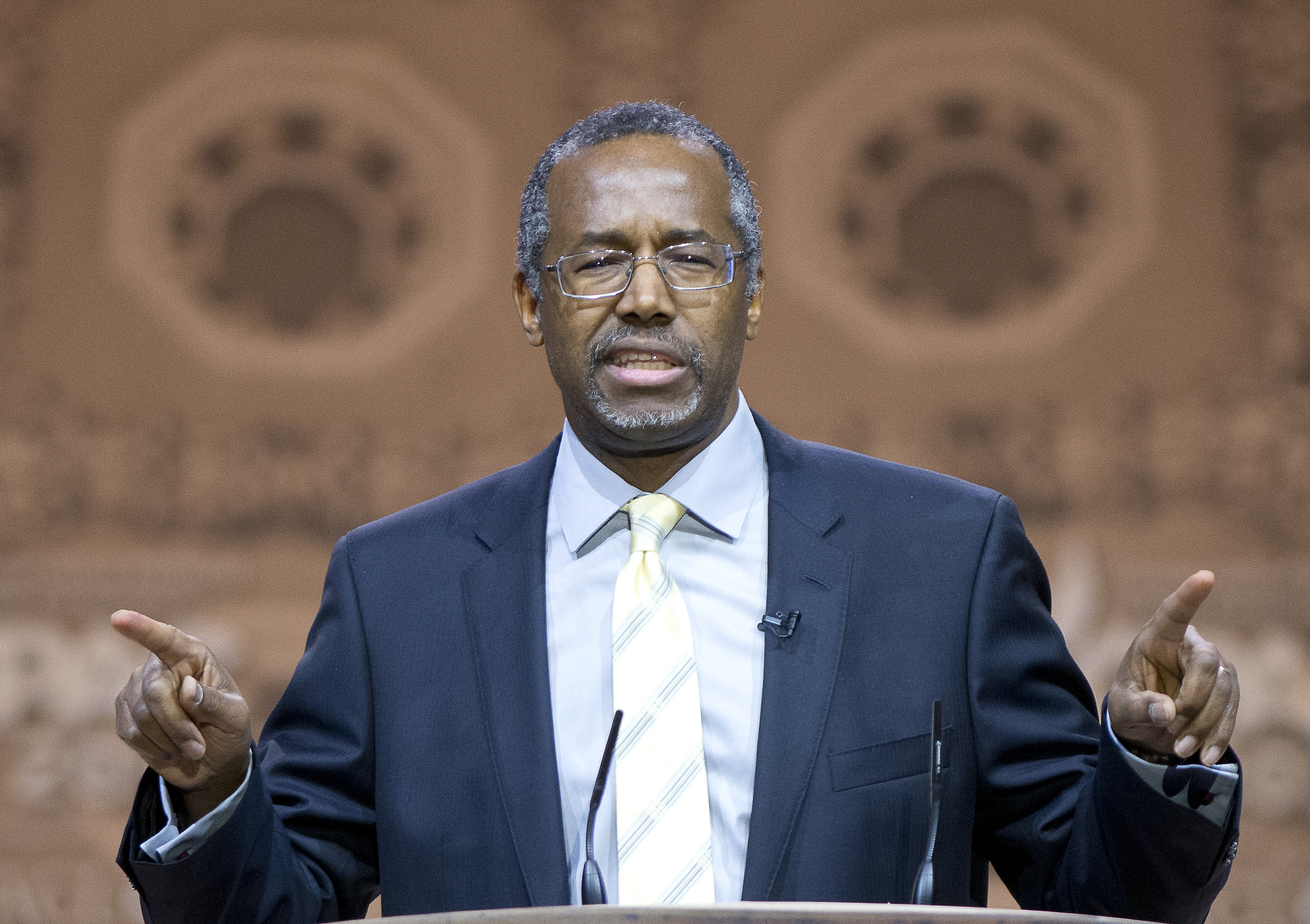 Ben Carson: Second Amendment Doesn’t Mean ‘Rocket Launchers’ In ...