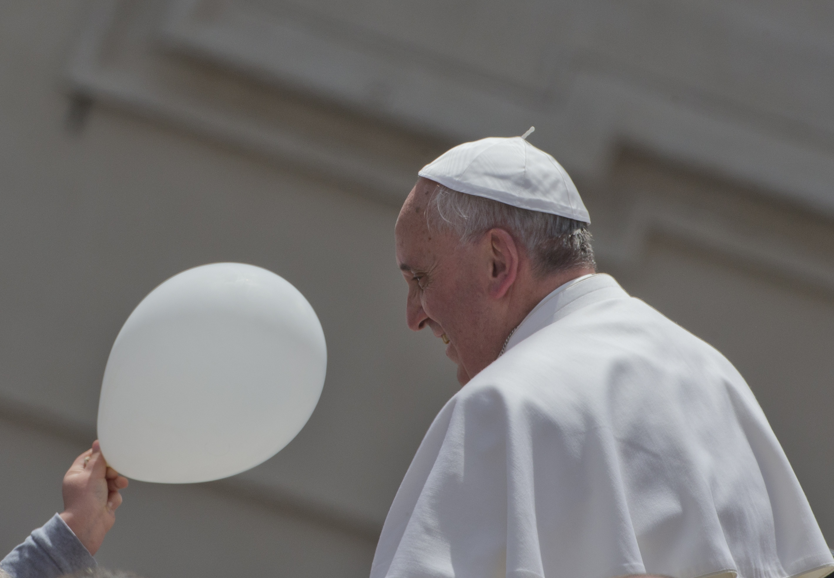 Pope Uses Balloons As Peace Symbols After Dove Debacle - TPM – Talking ...