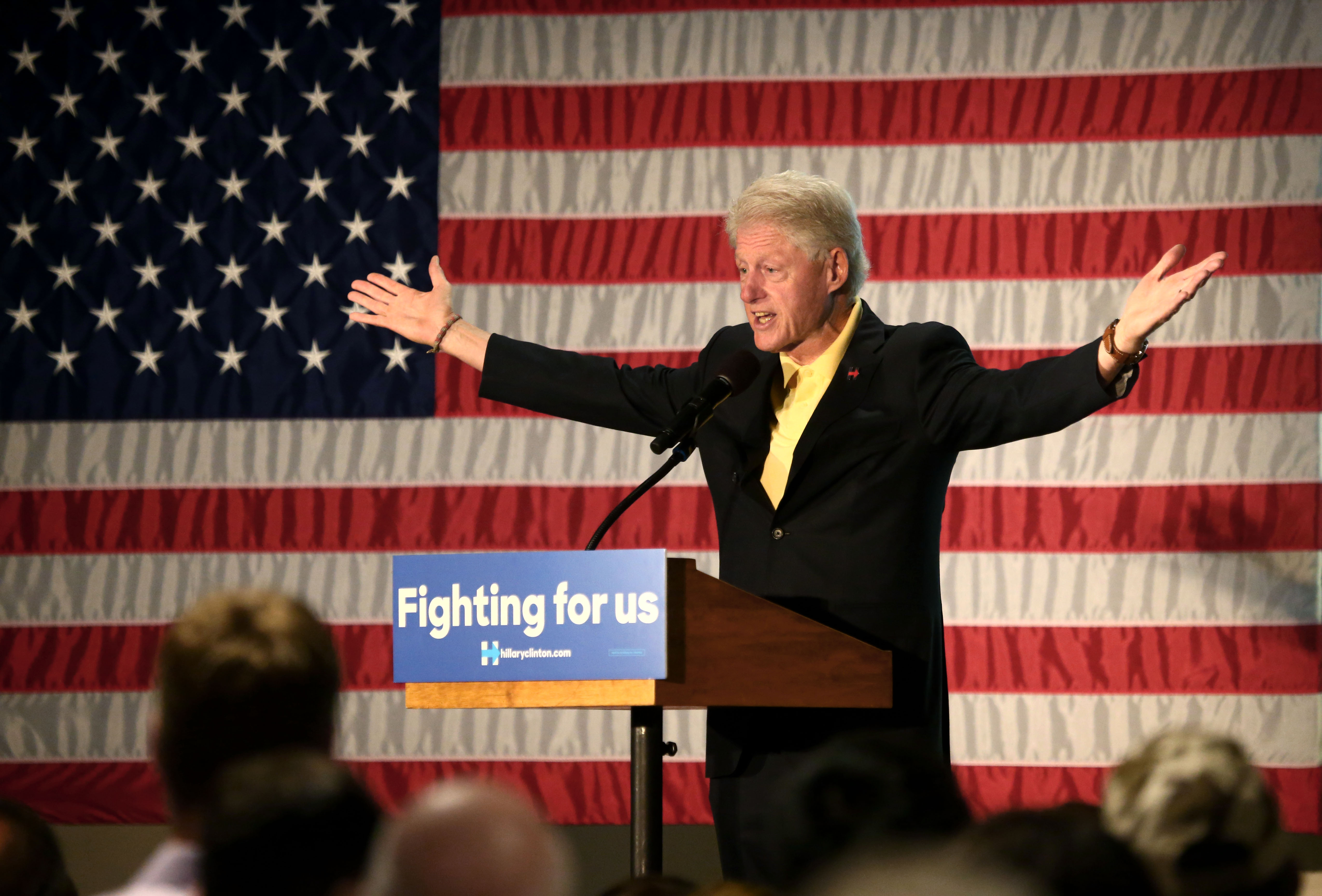 Crowd Boos Bill Clinton Ahead Of Campaign Stop In West Virginia - TPM ...