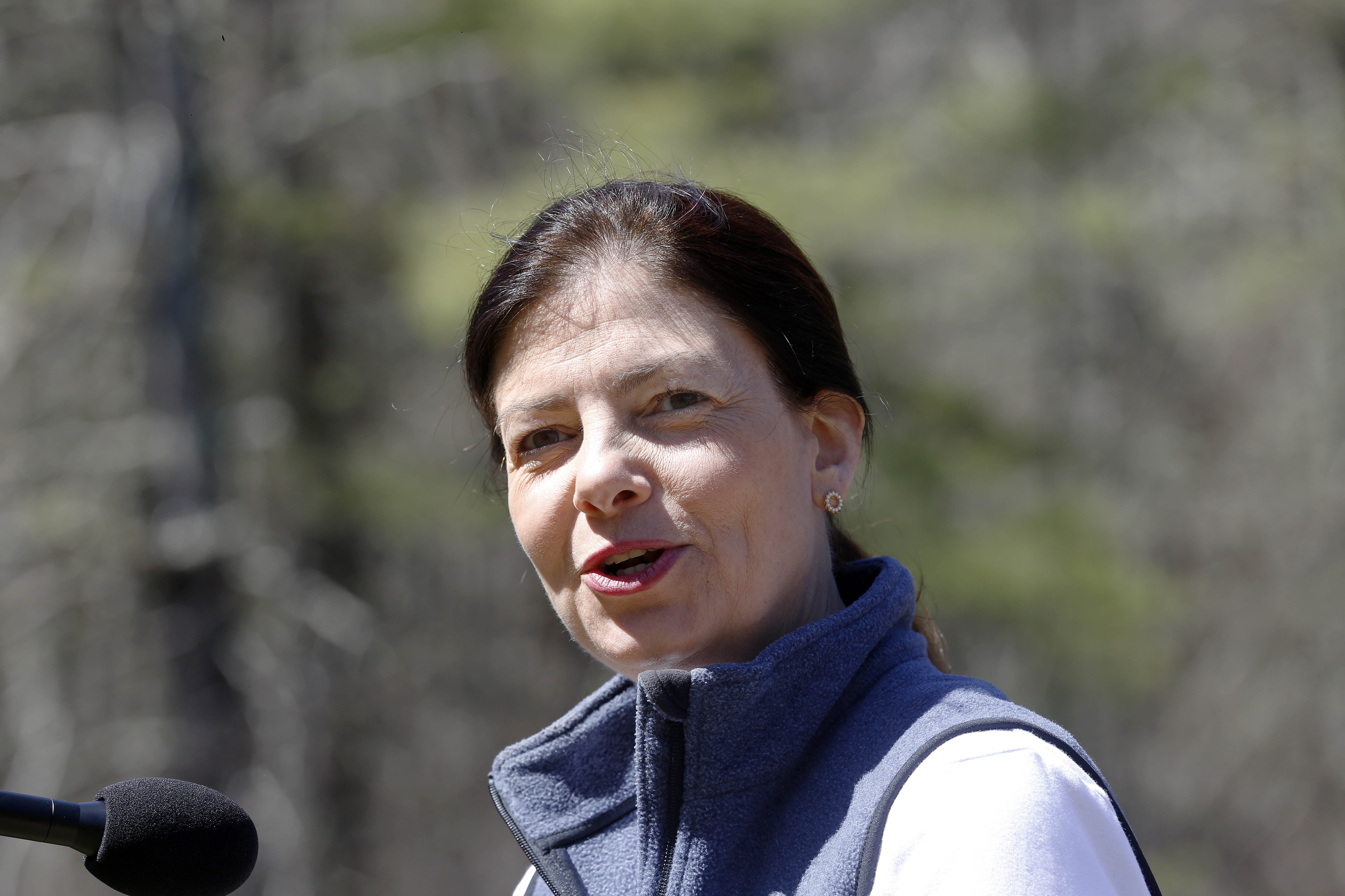 GOP Sen. Ayotte: Trump Should Retract Comments About Judge Curiel - TPM ...