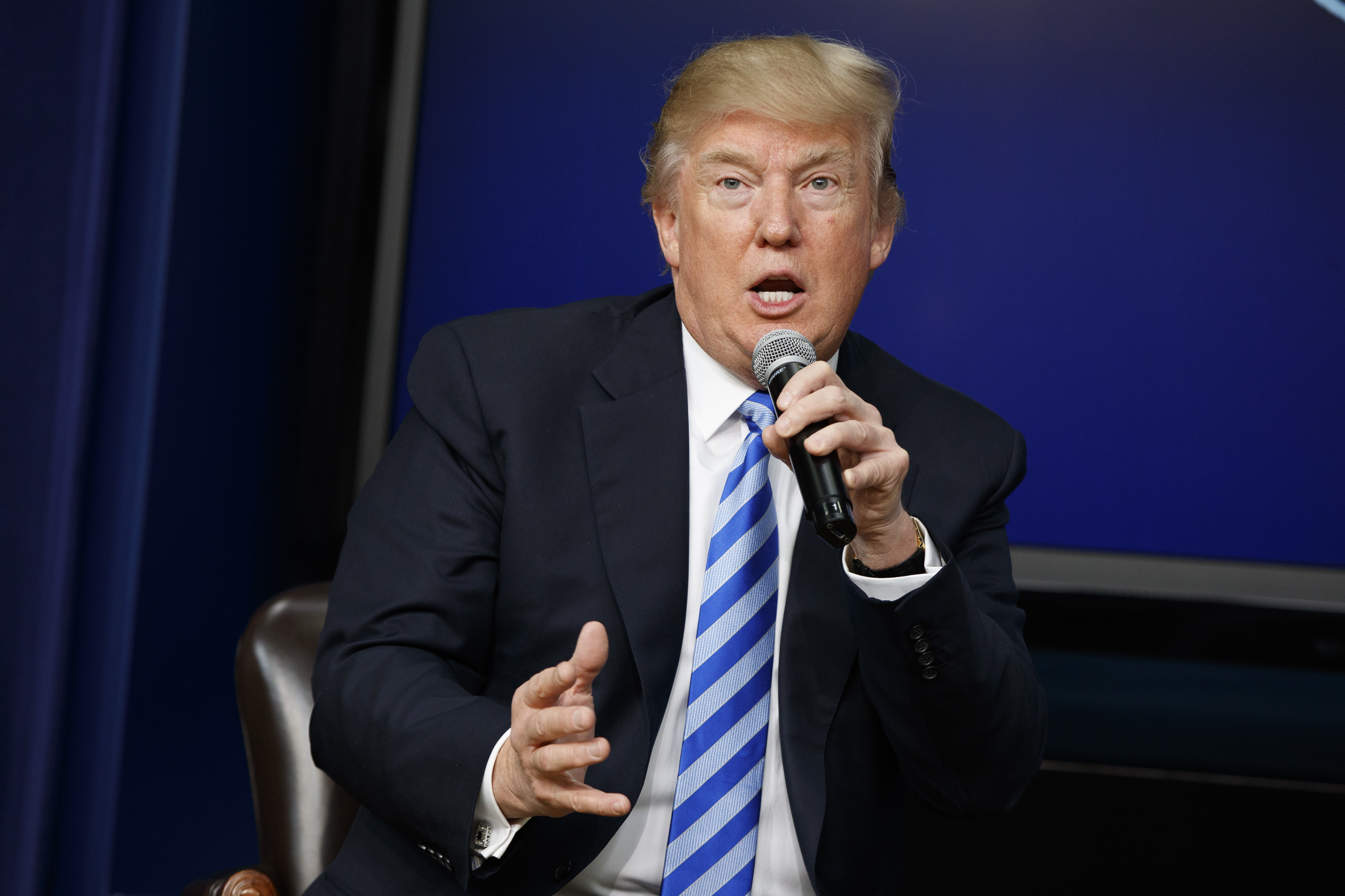All Statements Scrubbed From Trump Campaign Site—Including Travel Ban ...