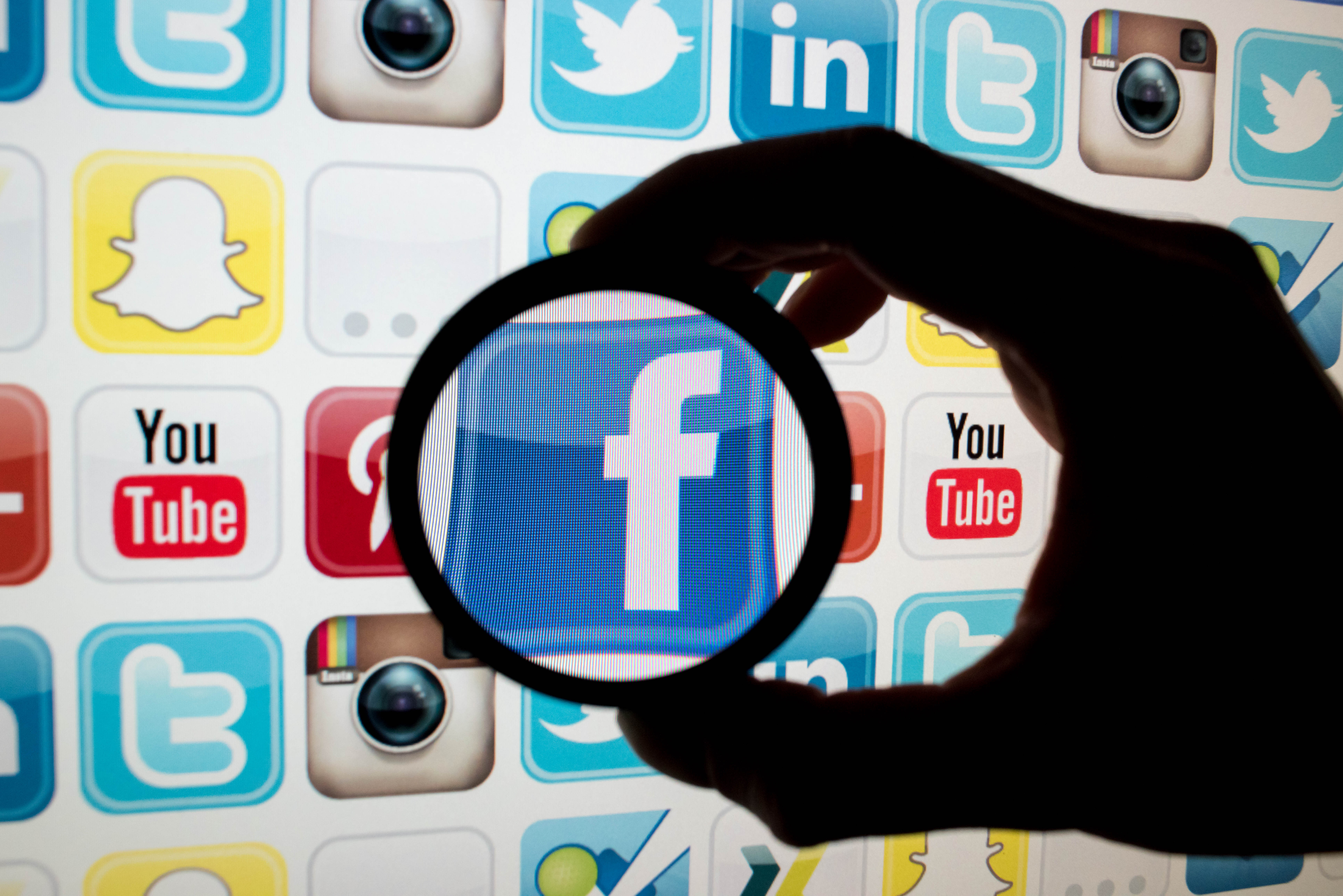 Data Lords: The Real Story of Big Data, Facebook and the Future of News ...