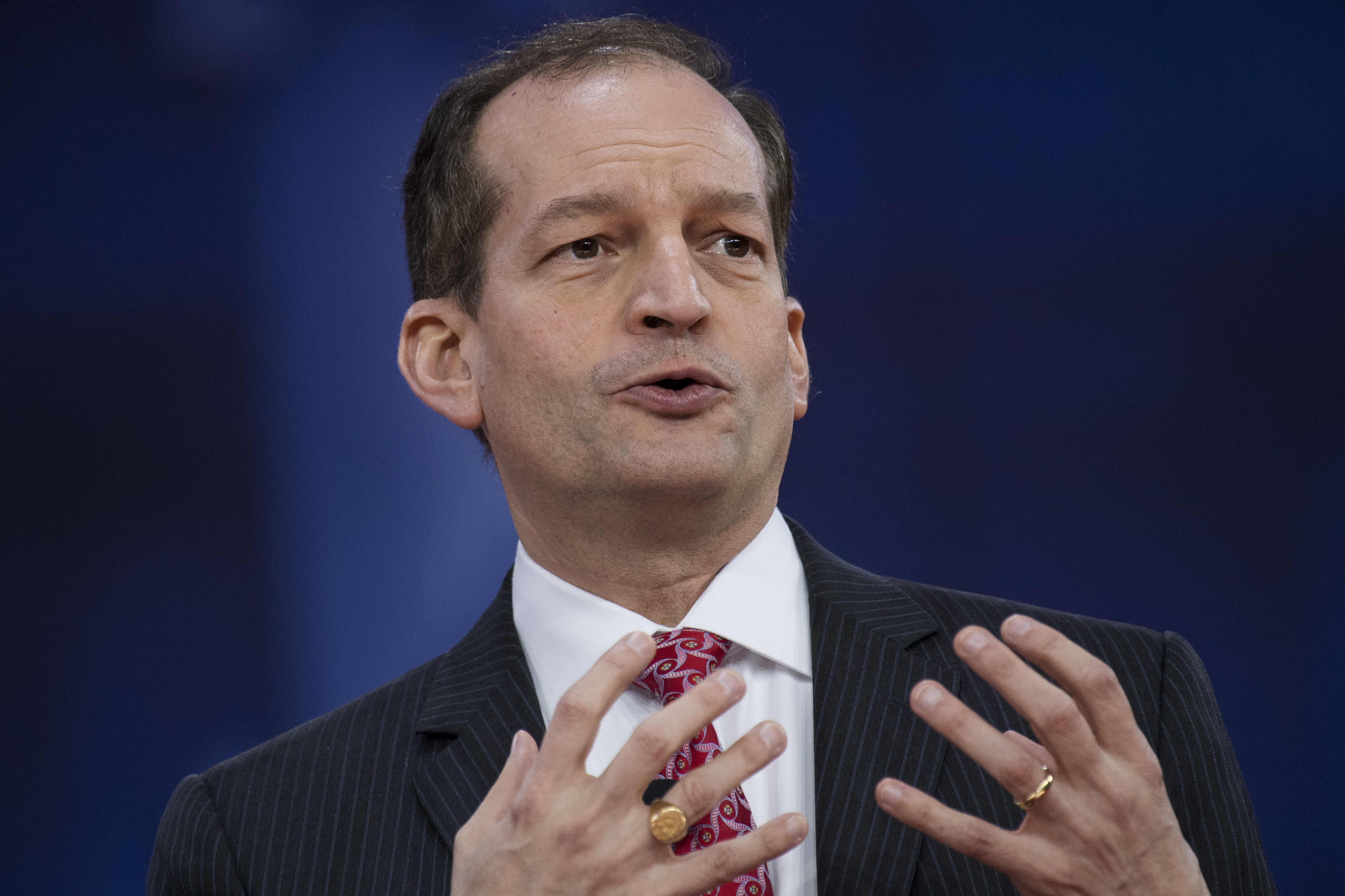 “I Was Told Epstein ‘Belonged to Intelligence’ And to Leave It Alone ...