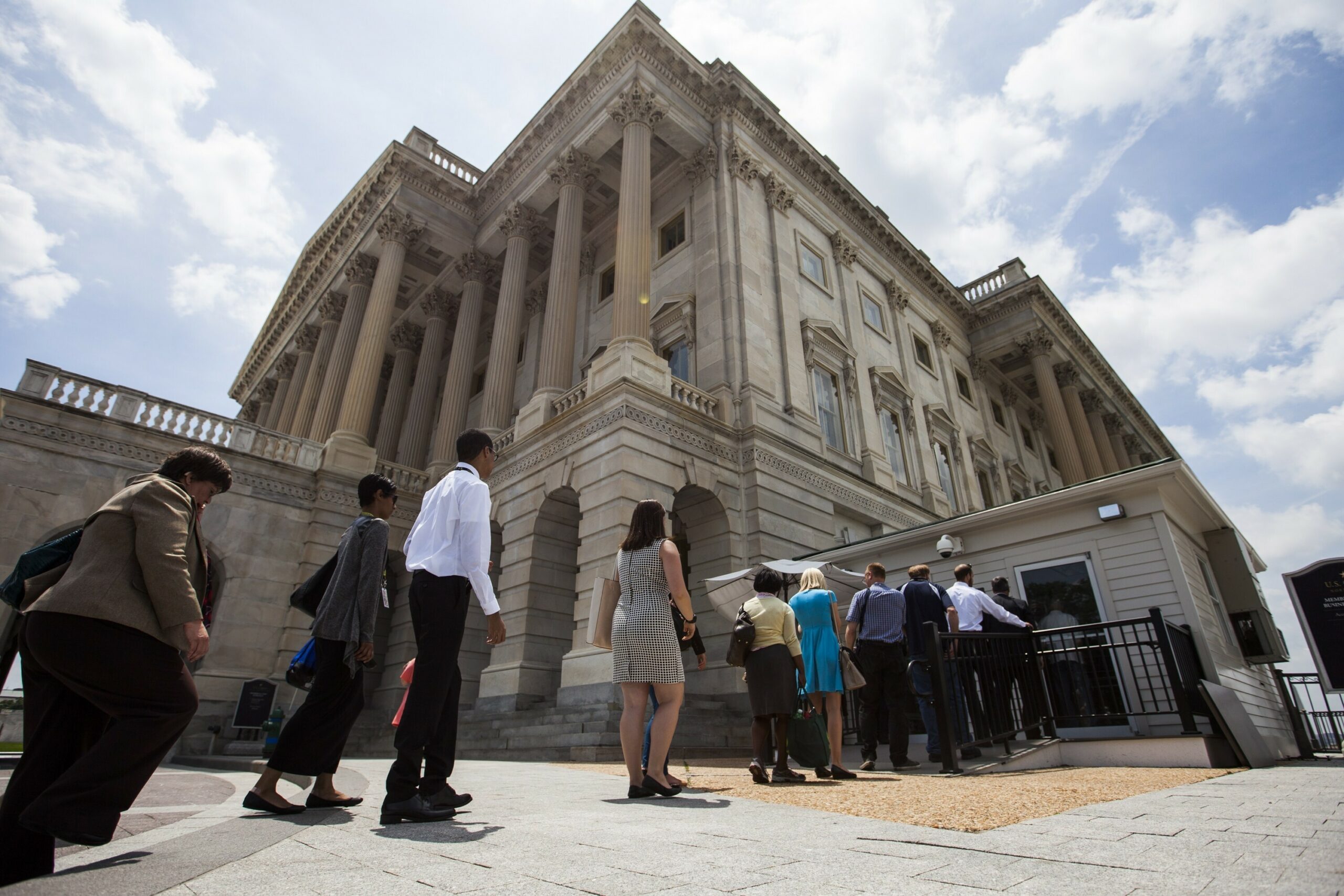 ‘Congressional Workers Union’ Announces Effort To Organize ...