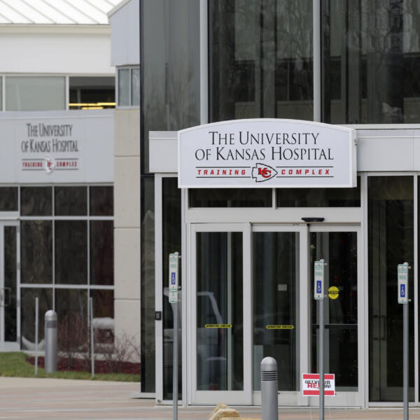 Top Military Commander Called Rep. Ellmers ‘Smoking Hot’ In Email - TPM ...