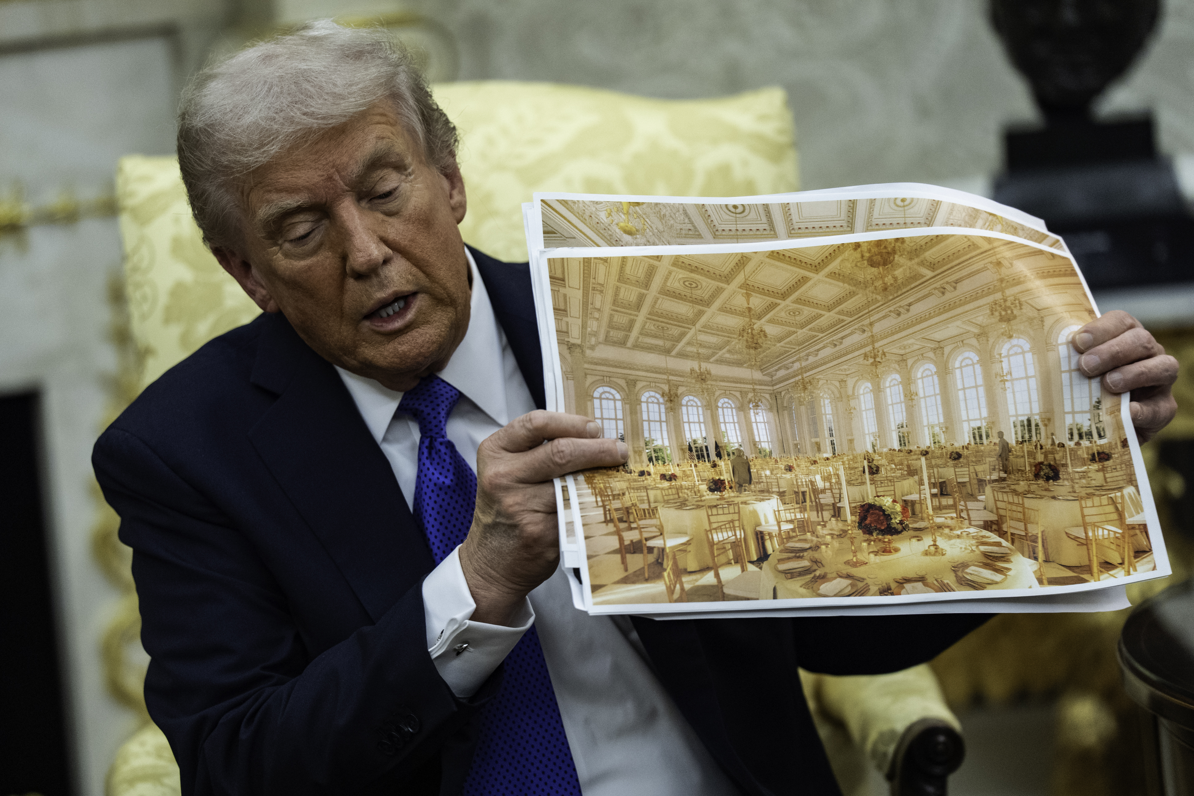 Trump Wants to Talk ‘Affordability,’ But Is Stuck in a Gilded White ...